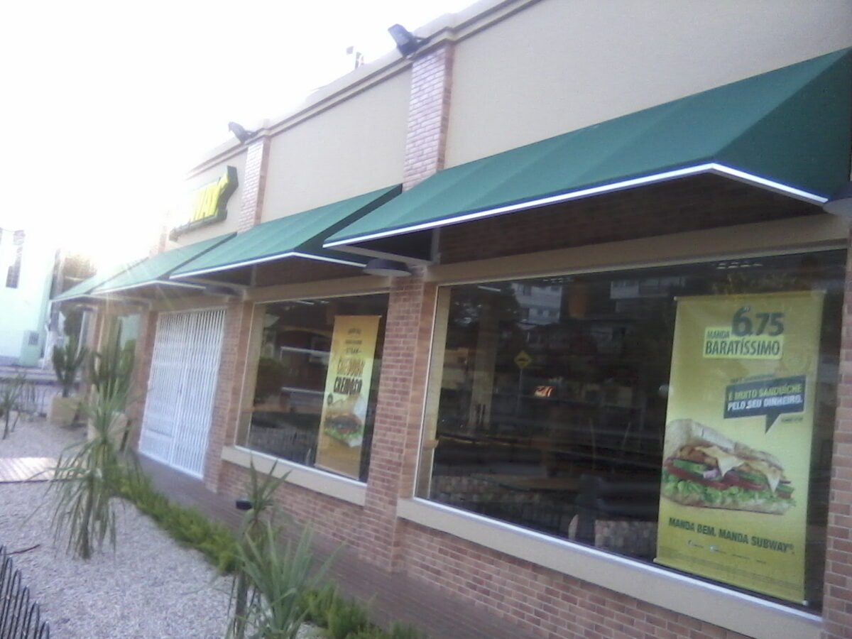 Toldo Reto – Beiramar – Toldos, Coberturas e Persianas!
